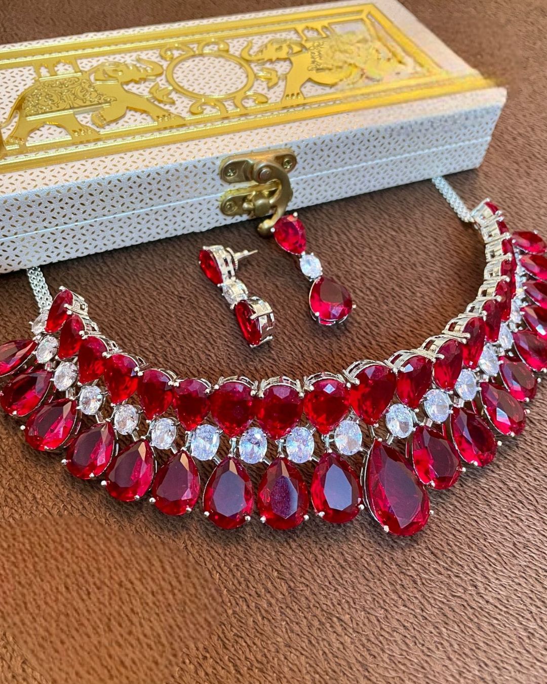 Luxury Diamond Necklace Set